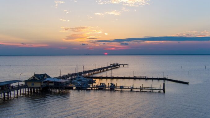 What are the Best Beaches in Alabama for Families? - Best Hotels Home